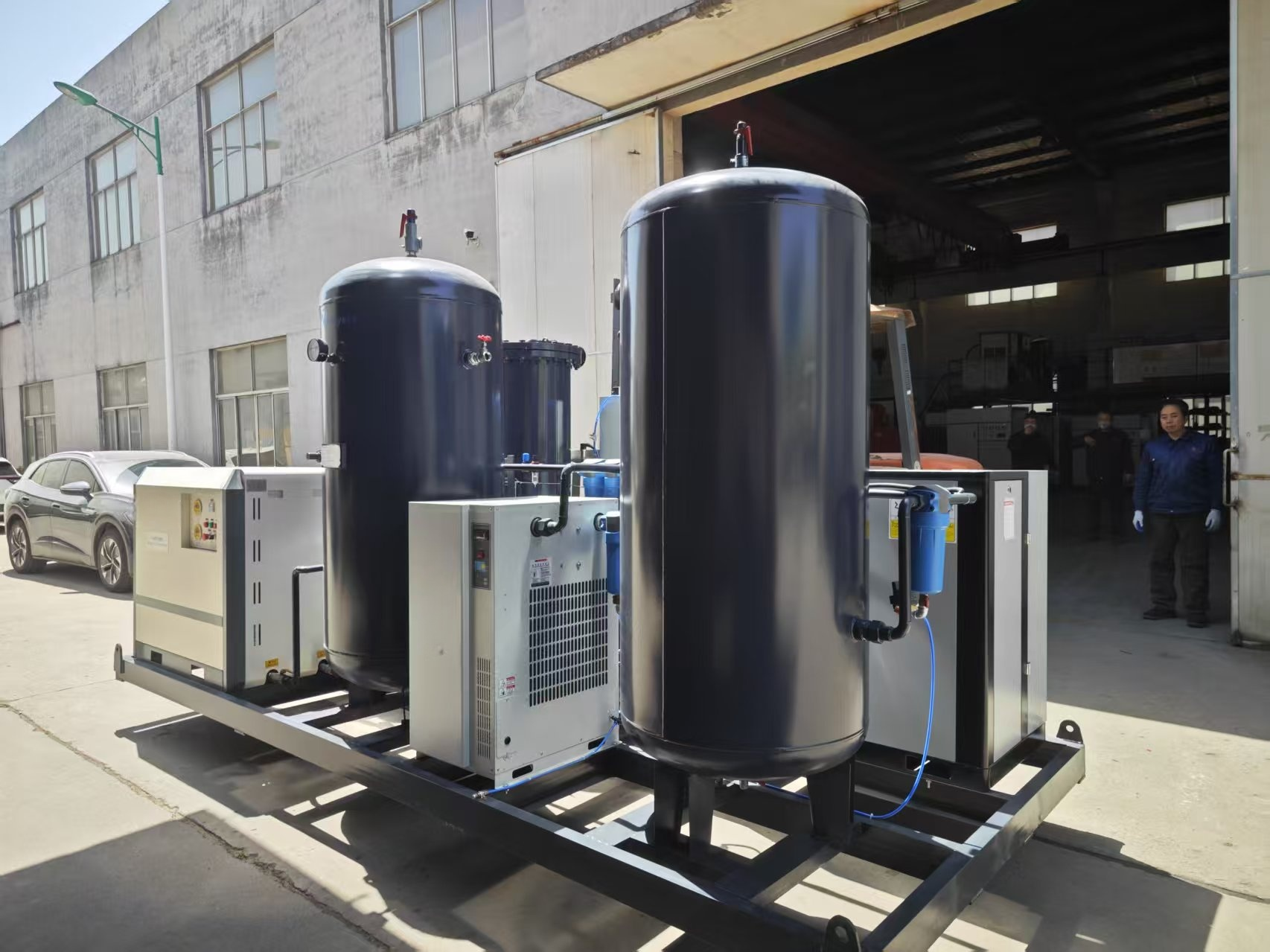 What is an Industrial Oxygen Generator and Who Needs One